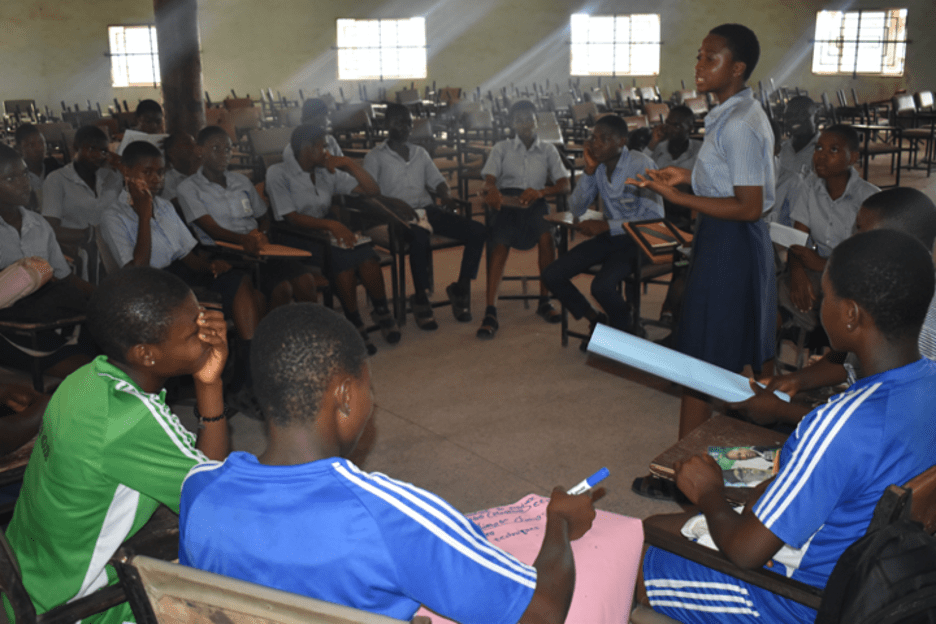 A Hands-On, Learners-Centered Approach to E-STEM Education | eePRO